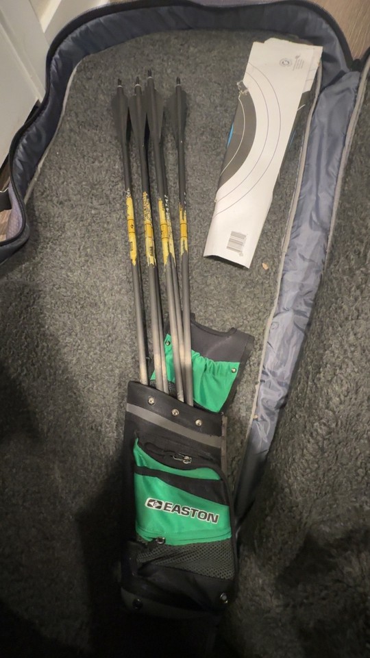 Target Archery Setup with Bow, Case, Sight, Scope, Quiver, etc. | eBay