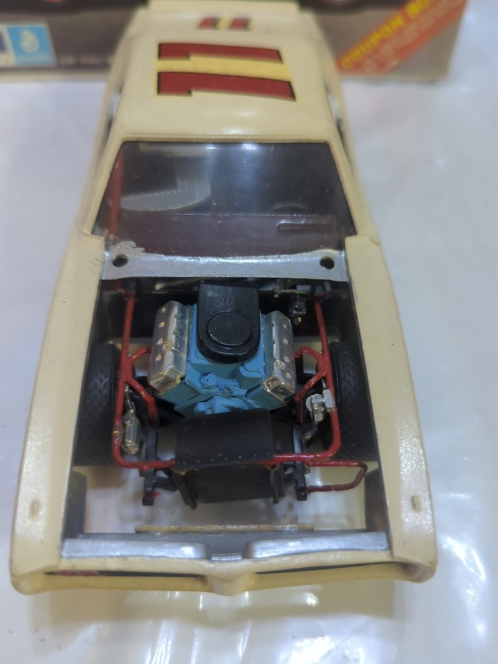 Vintage MPC Buddy Baker 1972 Dodge Charger NASCAR 1:25 Model Kit #1702 ...