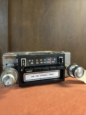 1977 Ford T-Bird ThunderbirdAM FM 8 Track Stereo Radio Truck Van Car ...