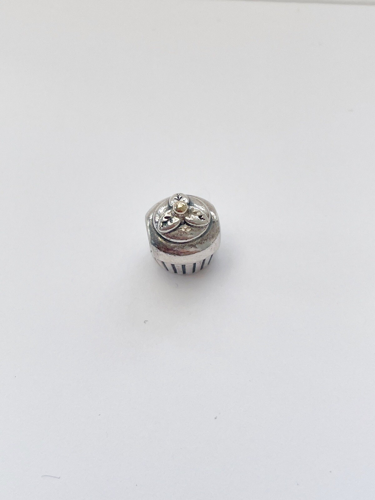 Genuine Pandora Cupcake Birthday Charm, Sterling Silv… - Gem