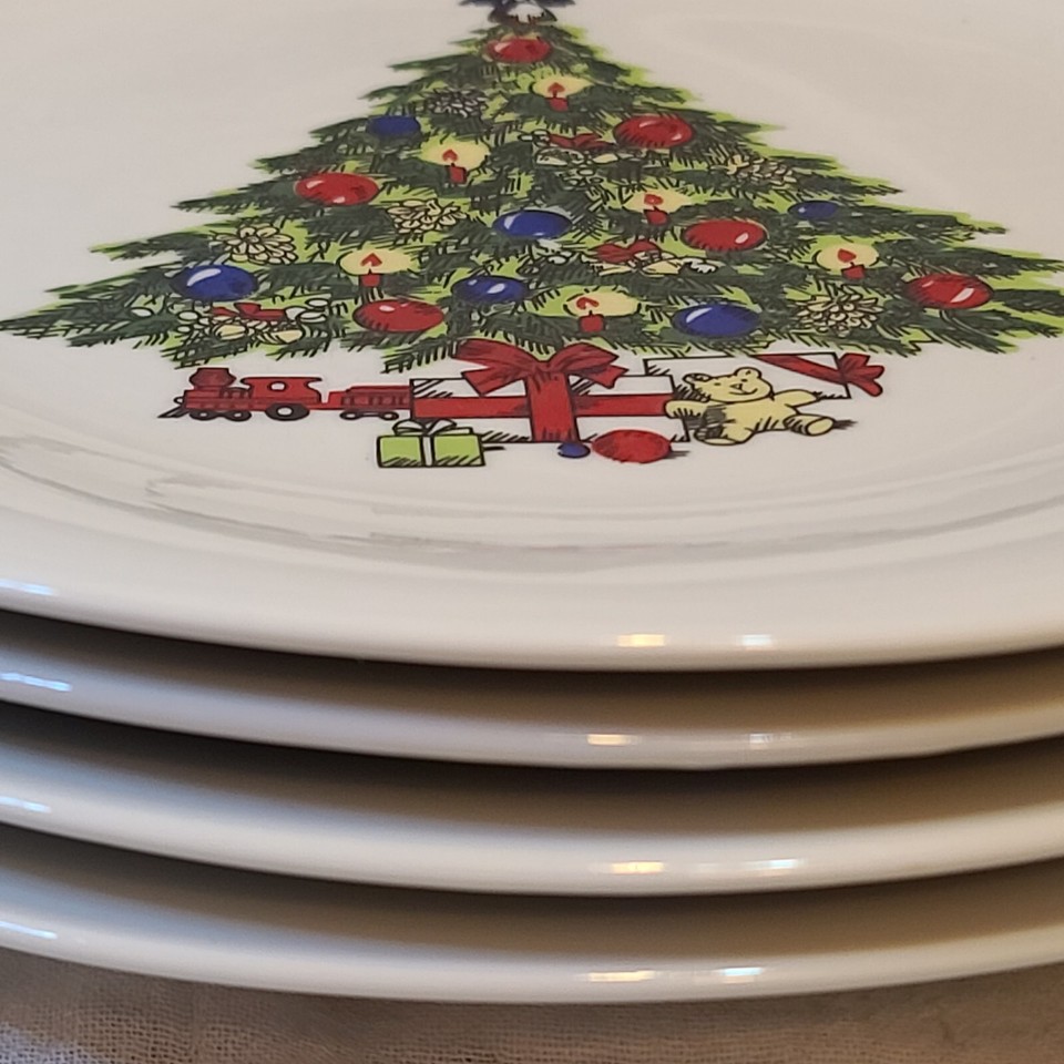 4 Fine China Christmas Tree Dinner Plates 10.5" Toys 4 Beautiful ...