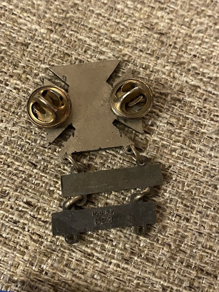 US Army Marksman Qualification Badge Pin Bars Small Bore Pistol INV4431 ...