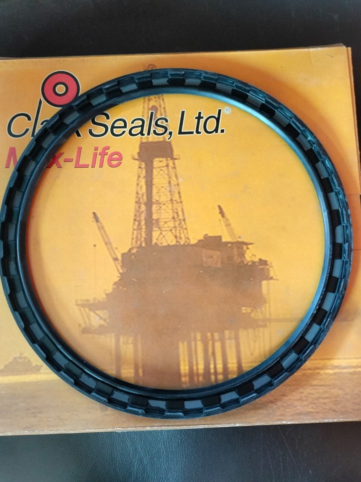 2 PIECE CLARK SEALS MAX-LIFE CE-7016 OIL SEAL TULSA, OK MADE IN USA ...