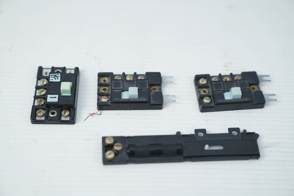 2 Atlas selector switches, 3 switch controls and right switch | eBay