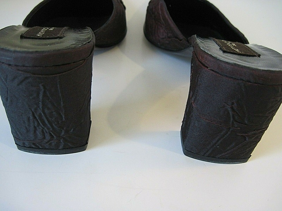 ARMANDO POLLINI DESIGN Shimmering Burgundy Fabric Heels Mules Shoes ...