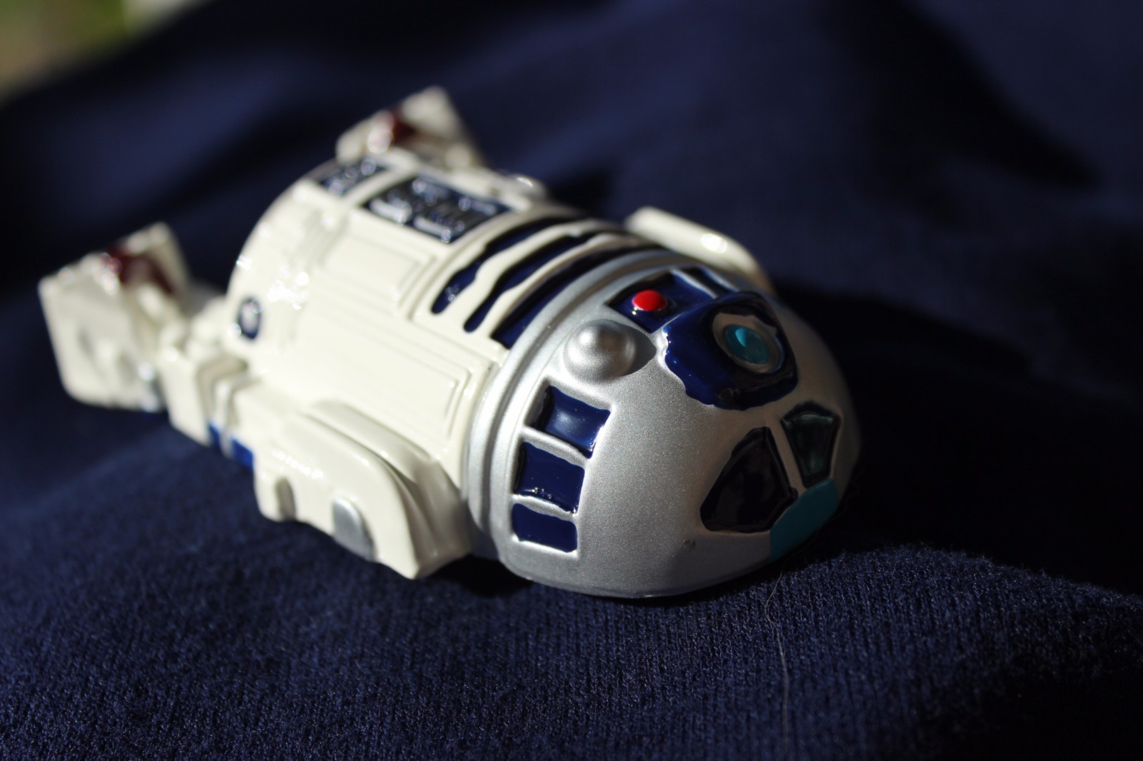 Original STAR WARS R2D2 metal belt buckle or showcase NEW Cosplay or ...