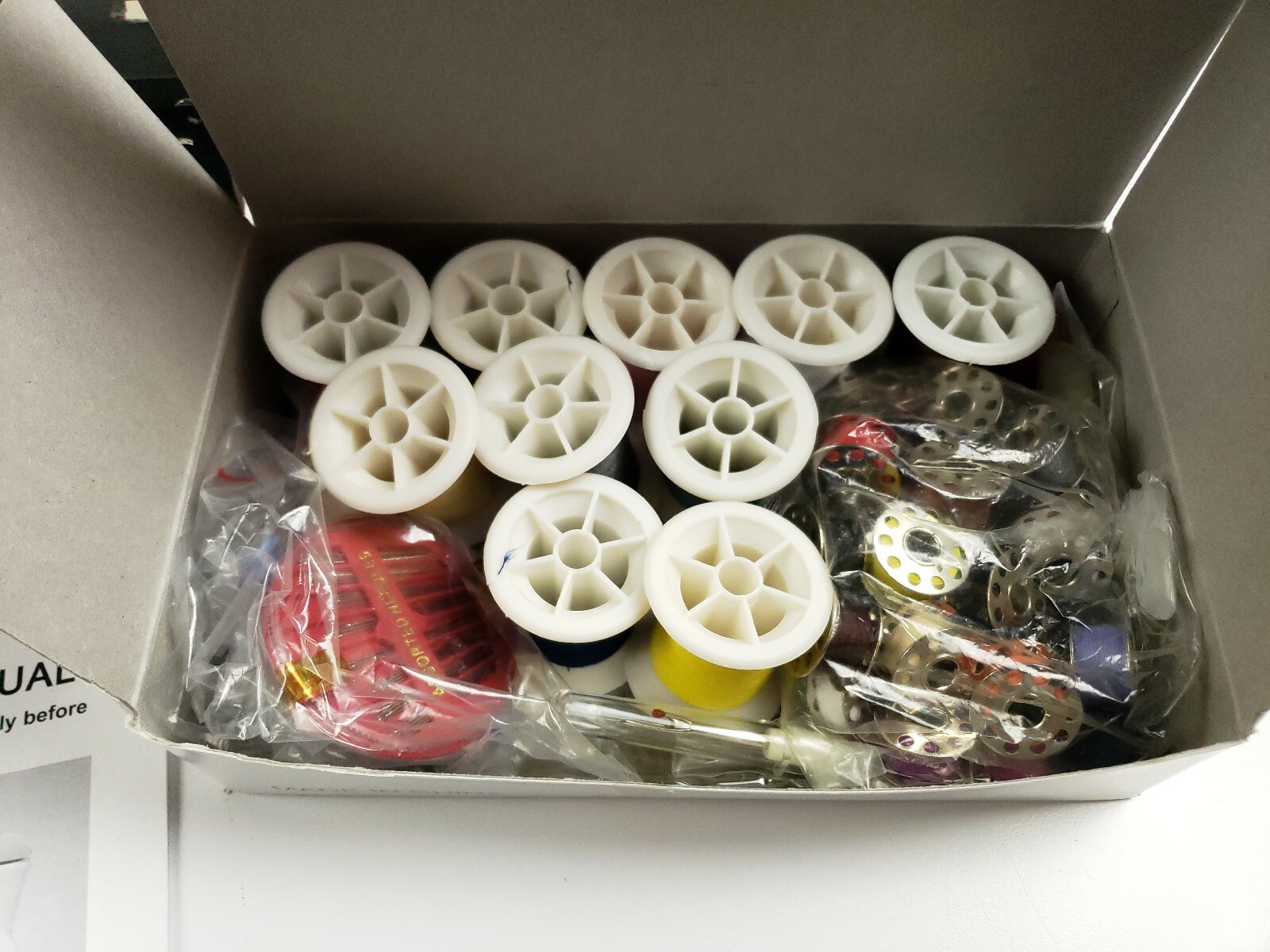 Dressmaker Portable Sewing Machine Style 1100H White | eBay