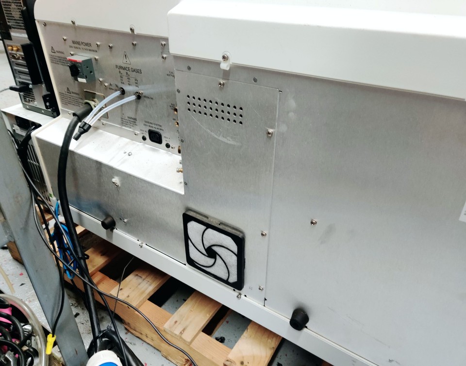 PerkinElmer PinAAcle 900T Atomic Absorption Spectrometer, Software ...