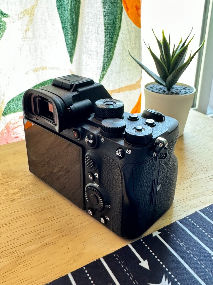 Sony Alpha a7 IVA Mirrorless Camera (Body & box components) | eBay