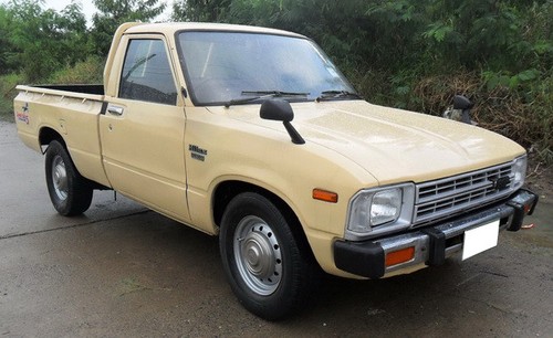 FOR Toyota Hilux LN40 LN45 RN40 RN45 2WD Pickup Front Bumper Turn ...