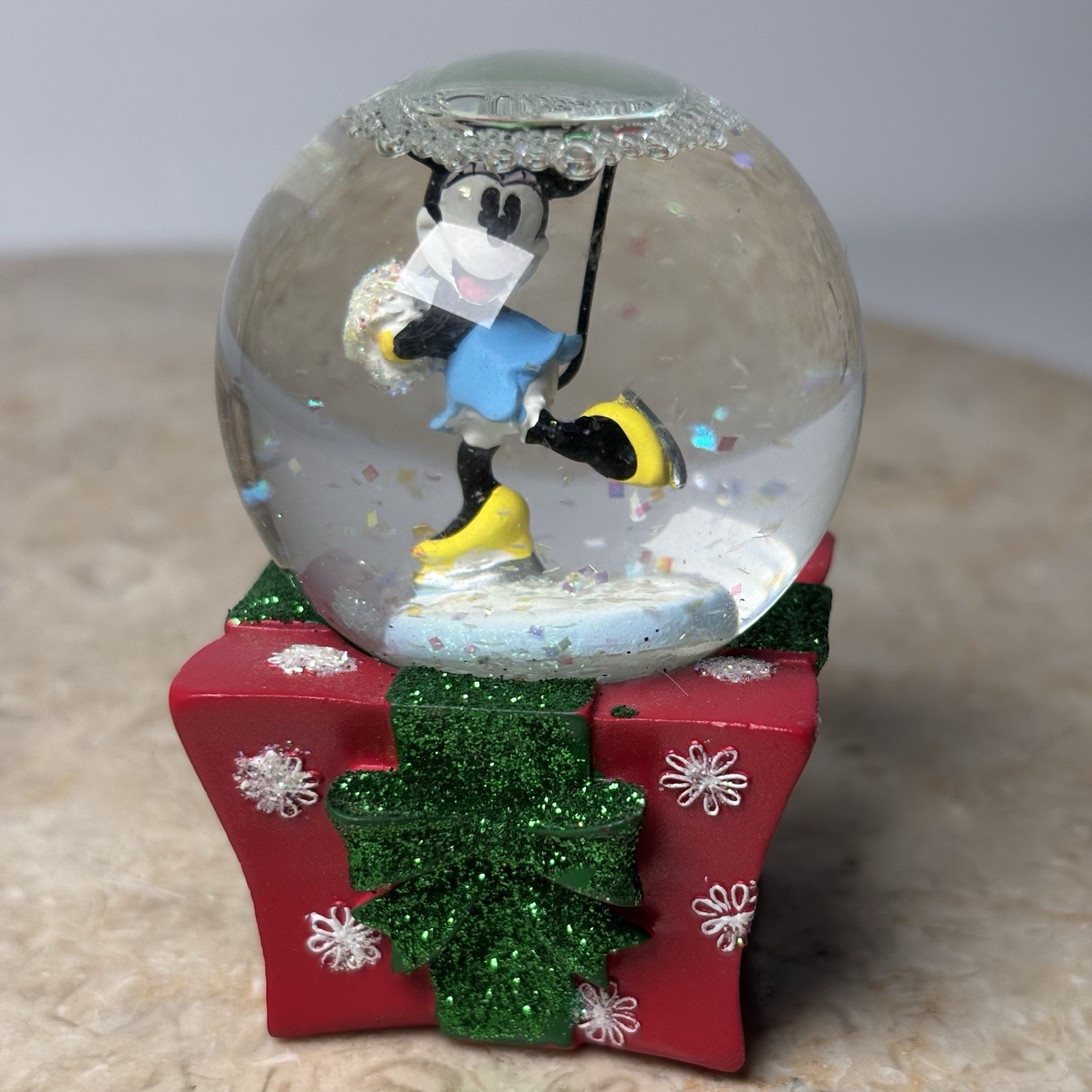 Enesco Disney Snow Globe Minnie Mouse Ice Skating Miniature 2.5” Gift ...