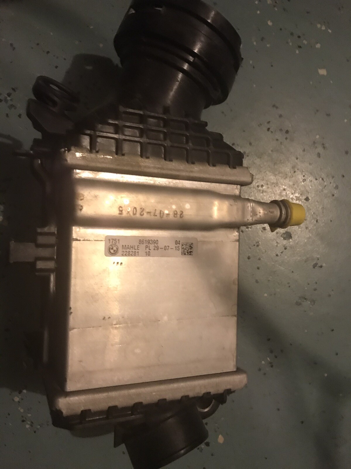 BMW OEM Intercooler Charge-Air Right Cooler 17518619390, 17 51 8 619 ...