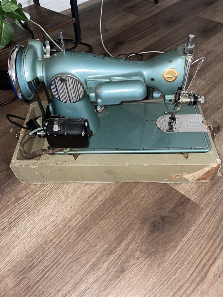 Vintage Deluxe Precision Sewing Machine Teal | eBay