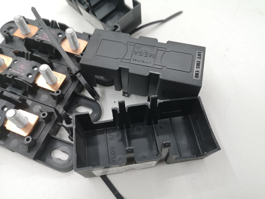 Fuse 450A and 250A for Battery Jaguar S-Type 04-06 132TKM 14A094-AA for ...