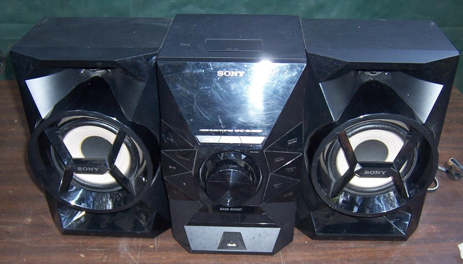 Sony Bookshelf Stereo System CD/ Radio/ Ipod/ Iphone HCD-EC619iP LOCAL ...