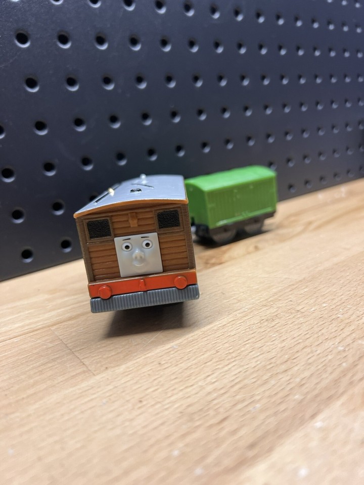 Trackmaster Thomas & Friends "Toby" WORKING Motorized Train | eBay