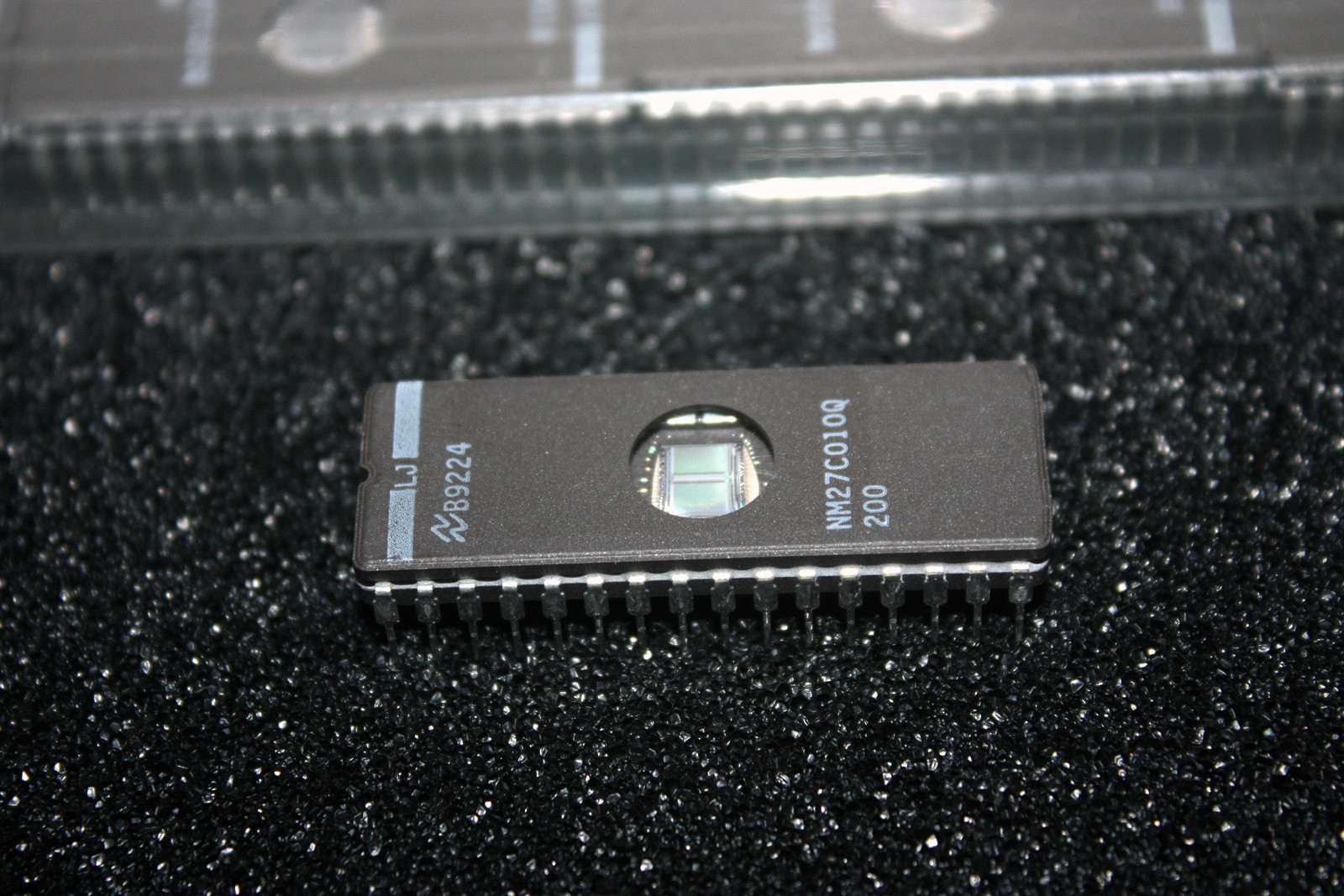 National NM27C010Q200 1Mbit (128K x 8) UV EPROM, NM27C010Q, 27C010 | eBay