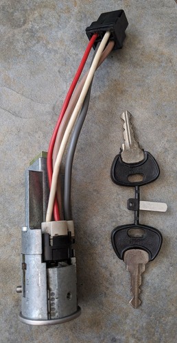 VINTAGE NOS PEUGEOT ? STEERING COLUMN LOCK & KEYS NEIMAN 34G | eBay UK