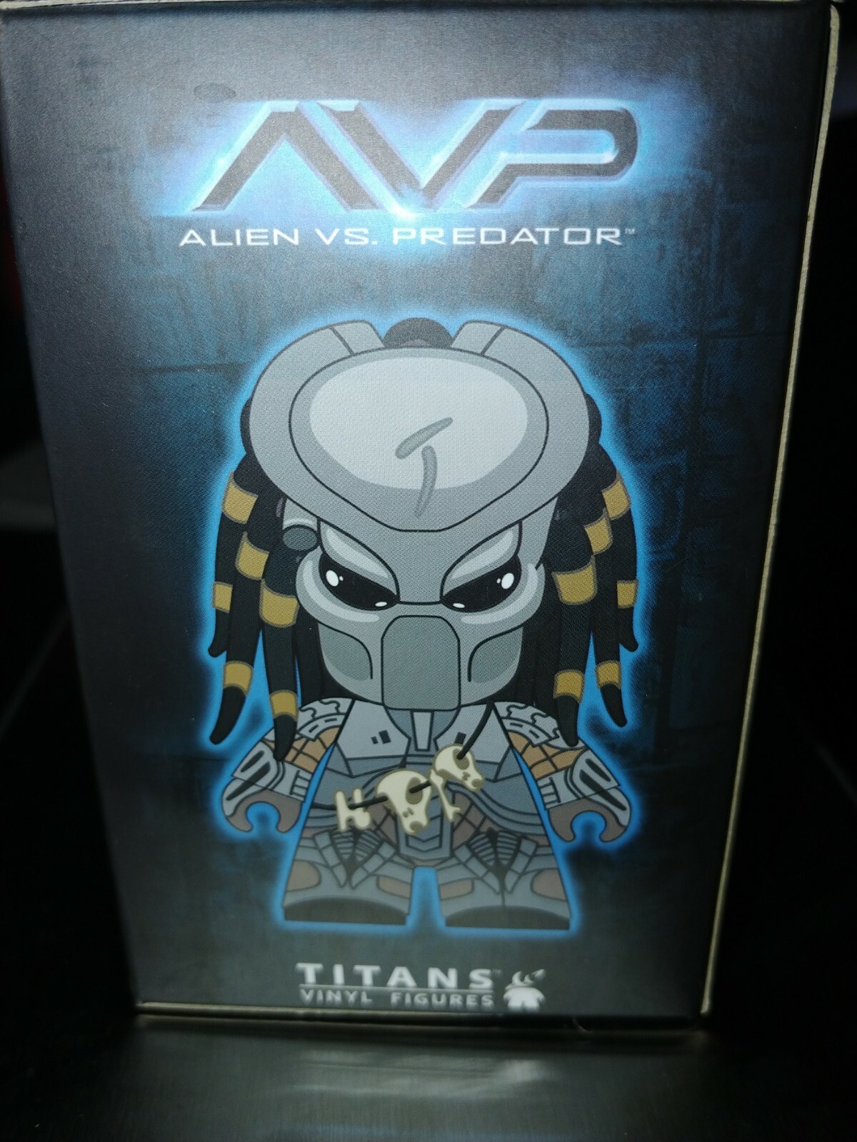 Alien VS Predator AVP Titans Vinyl Figure Versus Loot Crate Sealed ...