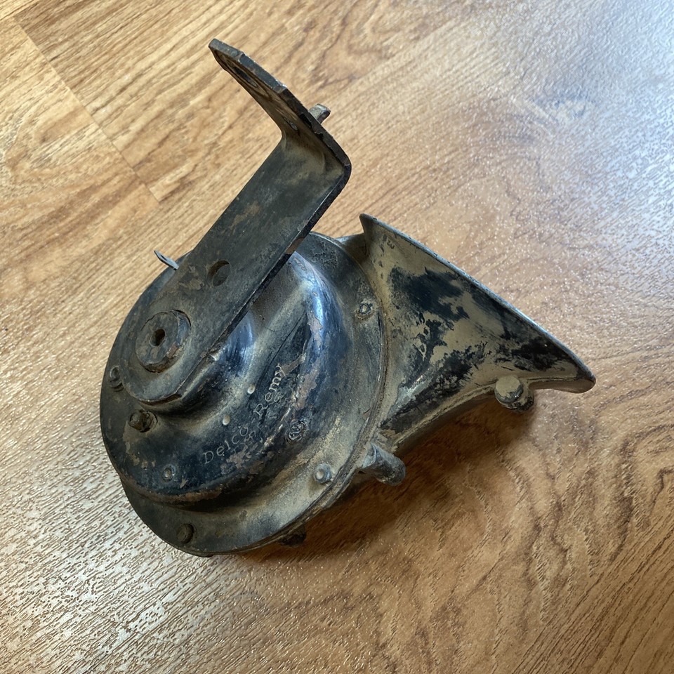 Vintage Delco-Remy Type S Horn Model 347 - 1959 Chevy Truck - for parts ...