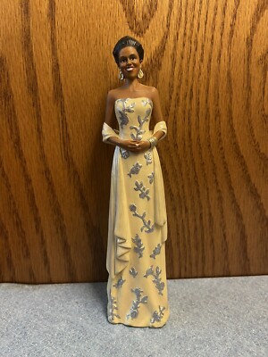 Hamilton Collection Michelle Obama Figurine Diplomatic Style #0790A 7 ...