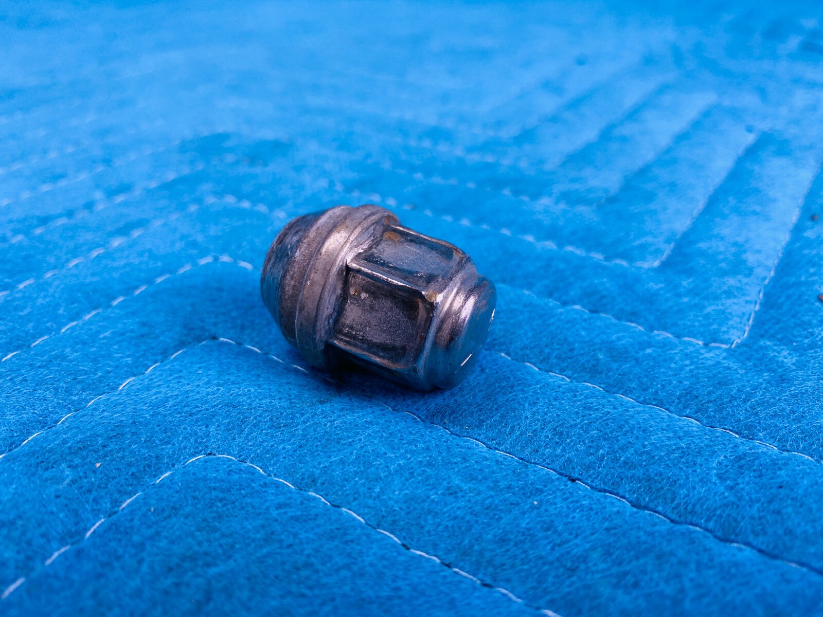 Chrysler Dodge Jeep CV Wheel Lug Nut 6509769AA OEM | eBay