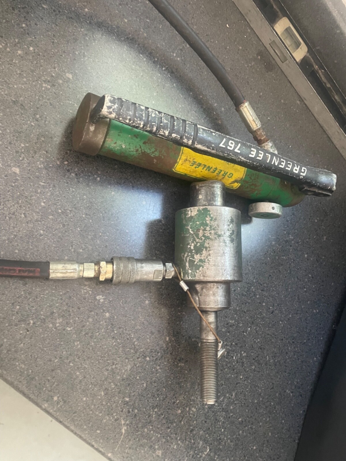 Greenlee Hydraulic Knockout 767 Hand Pump and Ram | eBay