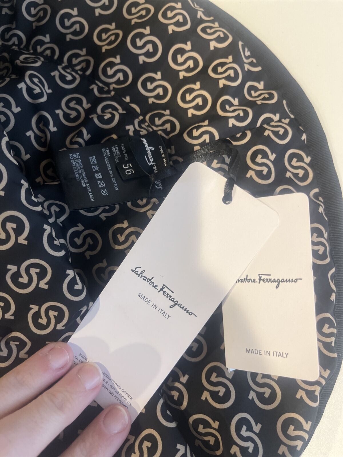 Salvatore Ferragamo Galore Logo Reversible Nylon Bucket Hat - Black ...