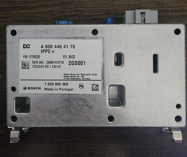 FREIGHTLINER A-000-446-41-75 - Predictive Cruise Control GPS Module for ...