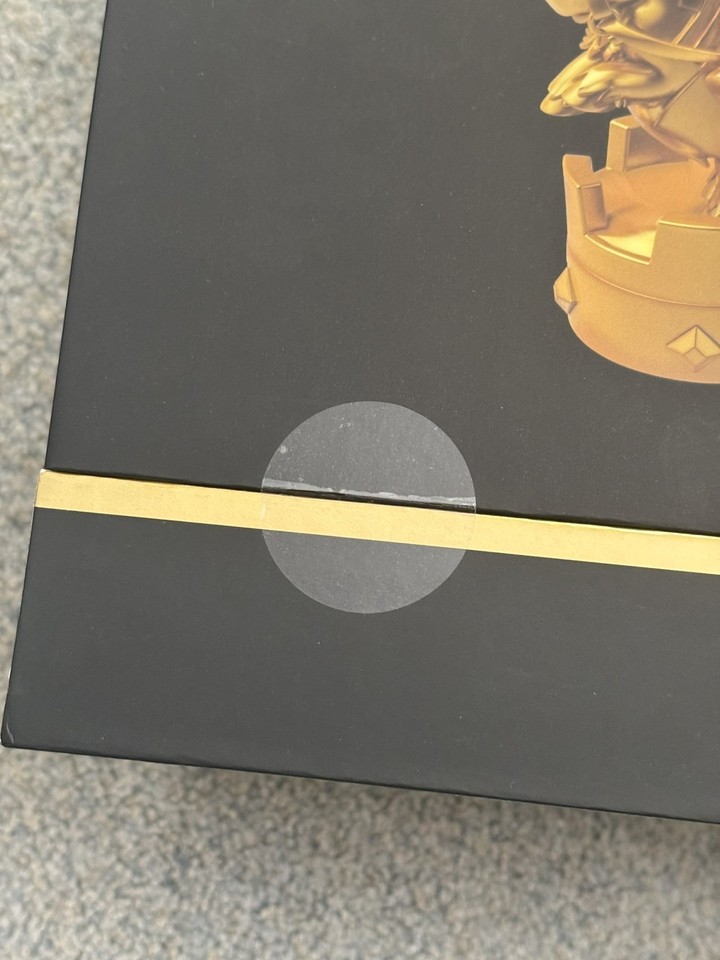 New Supercell Clash Royale Golden Prince 5th Anniversity Statue Limited ...