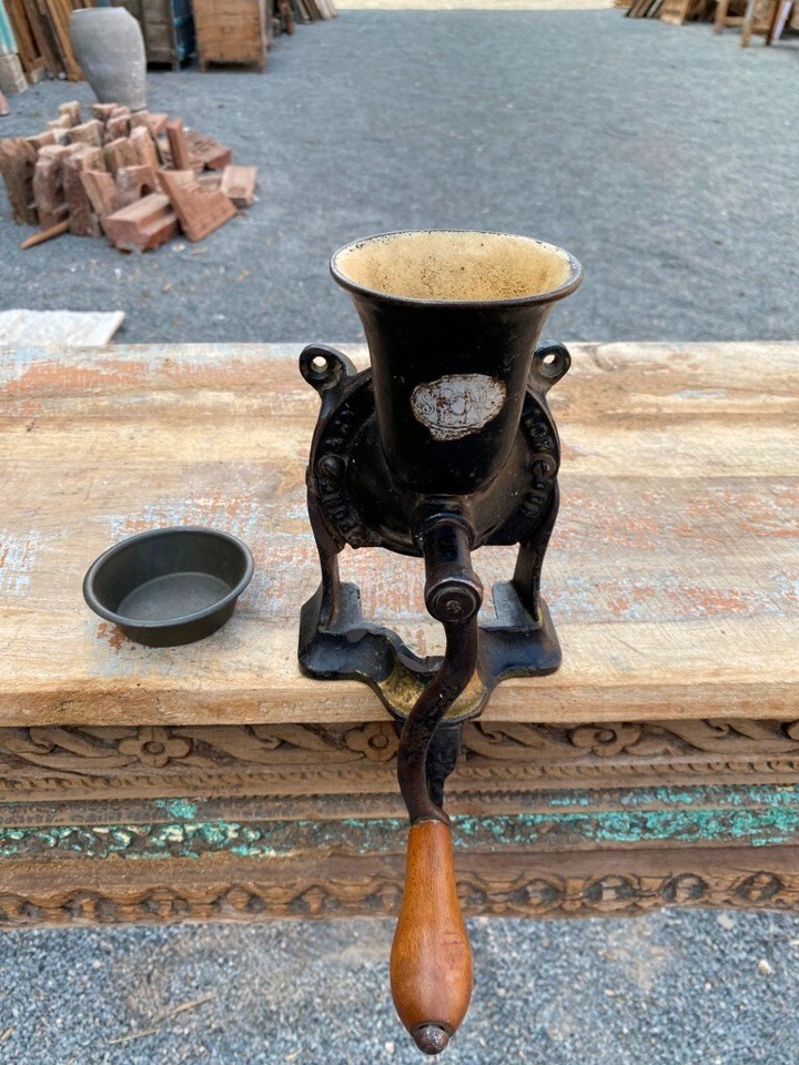 Antique Old Spong & Co. Ltd. - Antique Hand Coffee grinder, Douwe ...