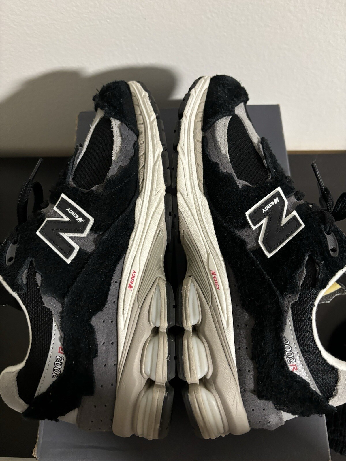 New Balance 2002R Protection Pack - Black Grey Size 10 M2002RDJ 1906 ...