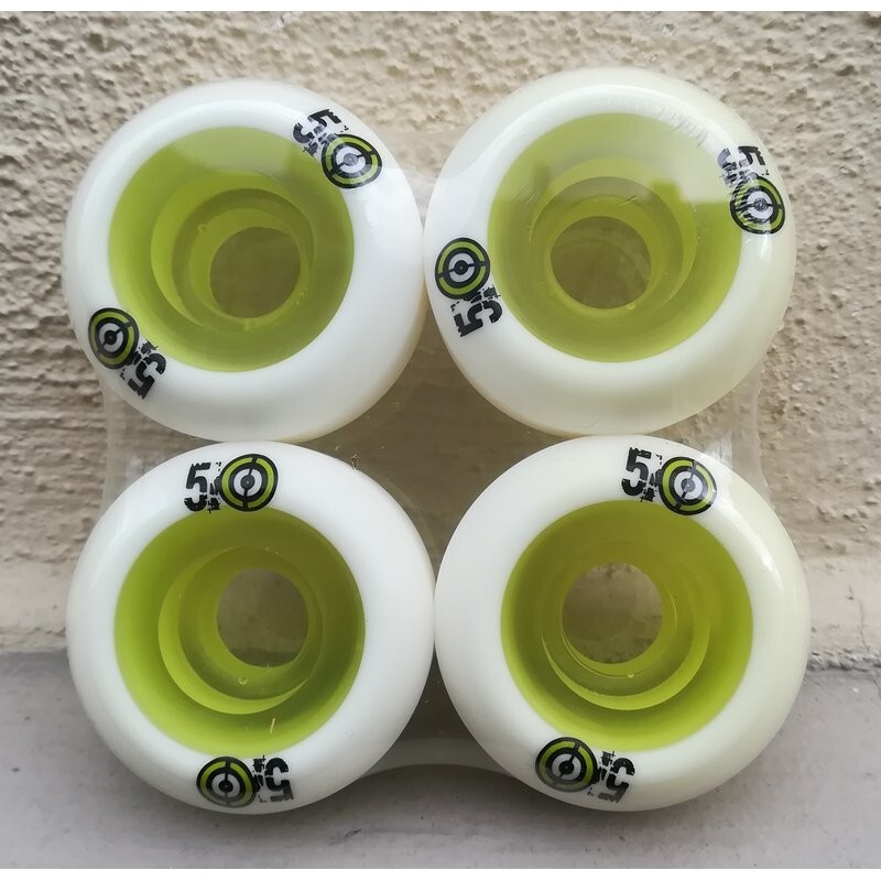 FORM SOLID CORE WHEELS White/Green 50mm 99A / Skateboard Rollen 4 Stück ...