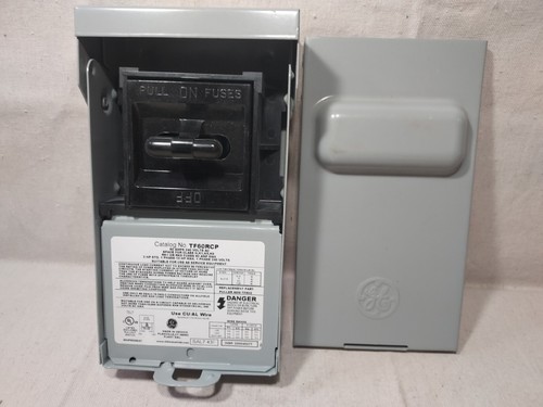 GE Energy Industrial Solutions TF60RCP Pullout Disconnect, 60-Amp (C3 ...