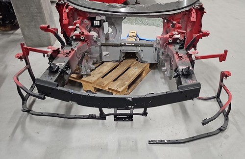 FERRARI SF90 FRONT SUBFRAME CROSS MEMBER 985865370 / 985878910 ...