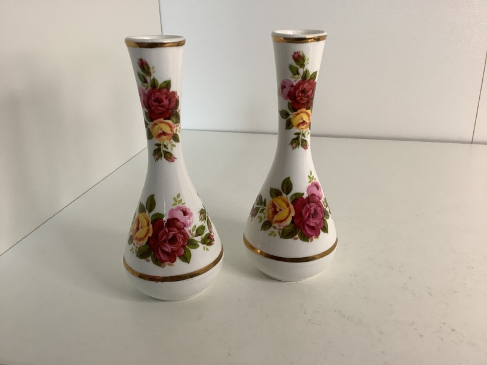 Vintage. SHEER ELEGANCE English Roses. FINE BONE CHINA. Small bud vases ...