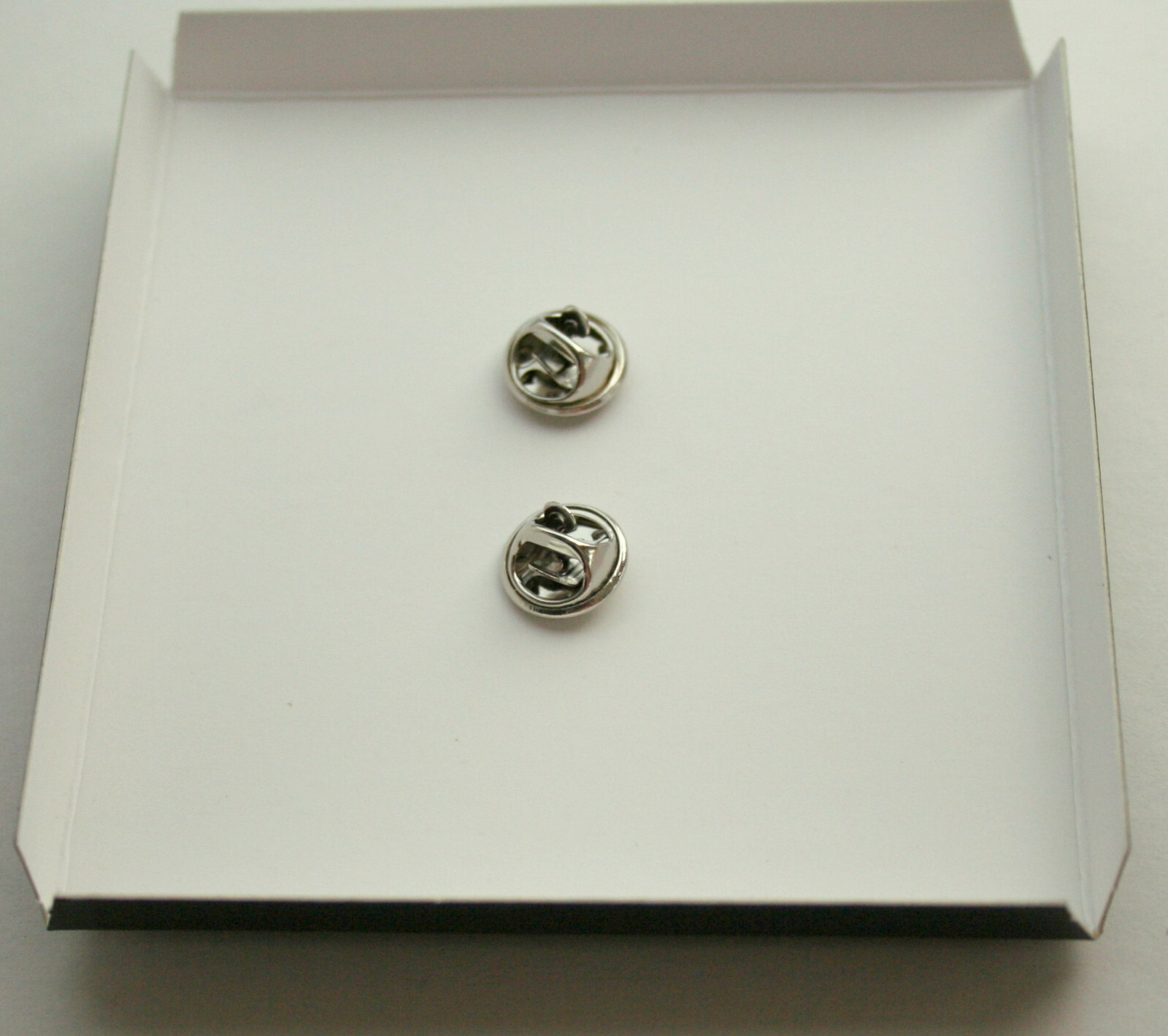 Large Marvel Comics Infinity Gauntlet Thanos Glove Lapel Pin New MOC ...