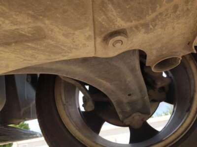 545014055R brazo de la suspensión inferior para RENAULT MEGANE III ...