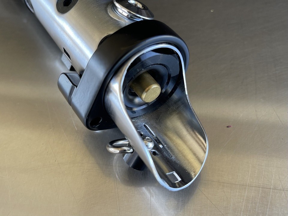 Star Wars Darth Vader MPP Flash Replica & ROTJ V6 Graflex lightsaber ...