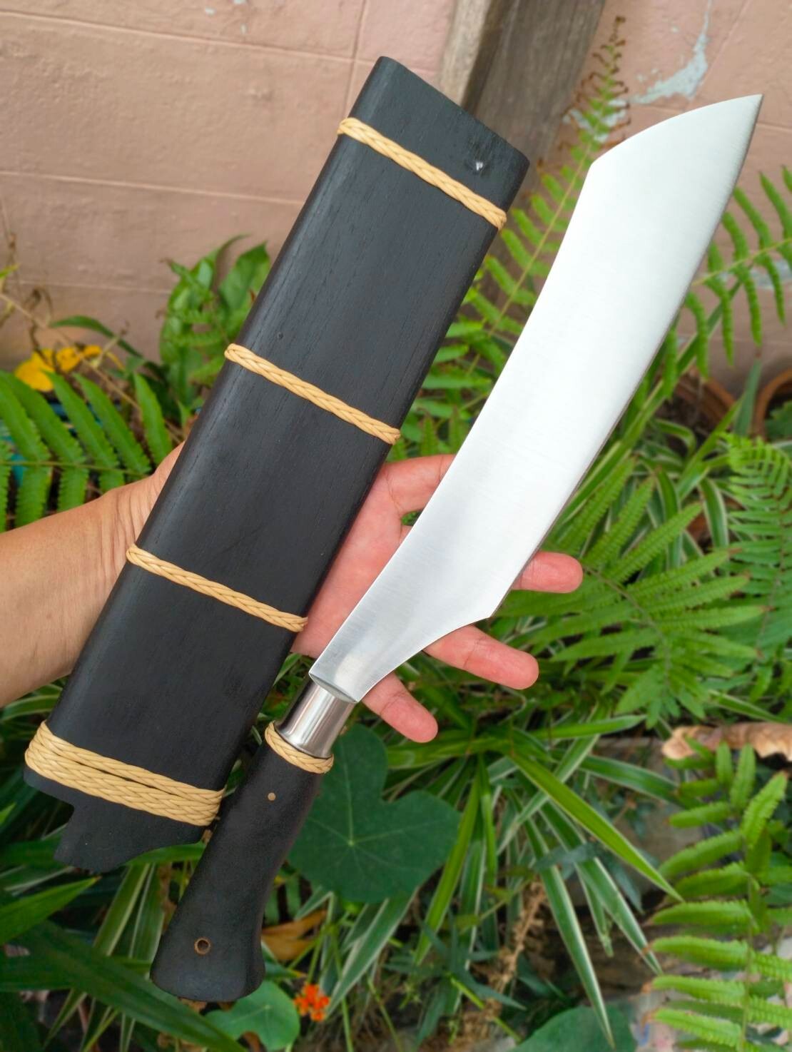 Custom Parang Thai hunting knife 11.7” forged blade Blackened Rosewood ...