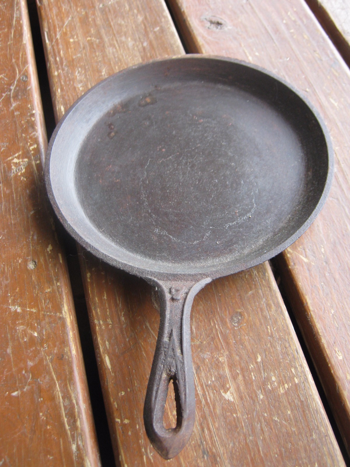 Antique VINTAGE CAST IRON GRIDDLE # 7 WITH GATE MARK Skillet | eBay