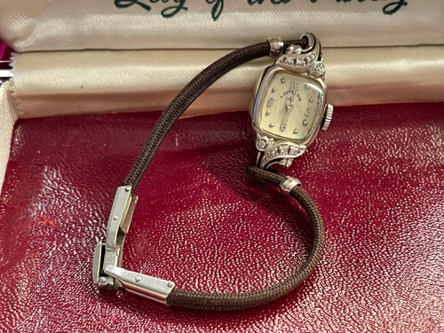 Vintage Lady Elgin 14k White Gold Ladies Wrist Watch with 8 Diamonds ...