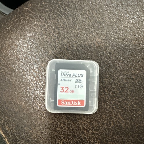 SanDisk Ultra PLUS 32GB Class 10 - SDHC Card - SDSDUP-032G-A46 ...