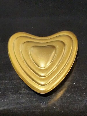 Vintage Escada Heart Compact 0.35 Oz BOITIER Perfume Powder FULL | eBay
