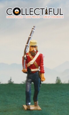 LEAD SOLDIER - SOLDIER MARCHING - RED TUNIC - AFRICAN WAR? - BRITAINS ...
