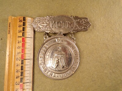 Astra Castra Numen Lumen KOTM Fraternal Pin Pinback Badge Knights ...