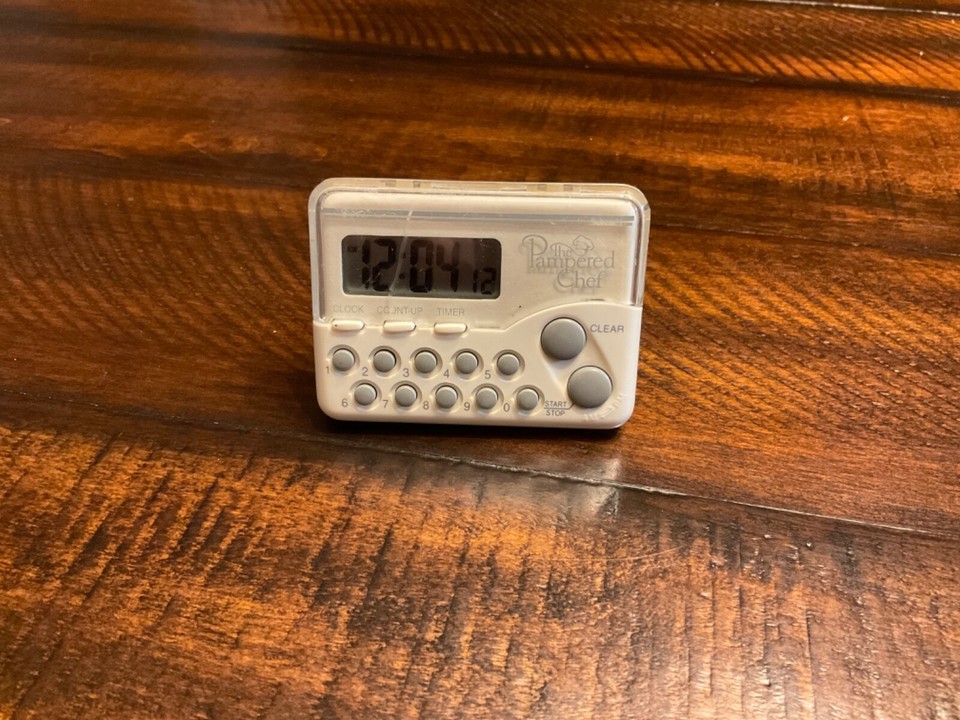 PAMPERED CHEF DIGITAL CLOCK TIMER WITH CLIP | eBay