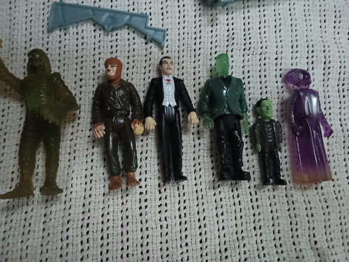 Universal Monsters action figure wolf man Drac franknstien creature ...