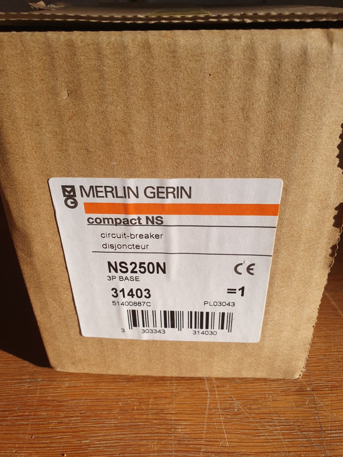 Merlin GERIN NS250N TM 100d 4 Pole MCCB Circuit Breaker for sale online ...