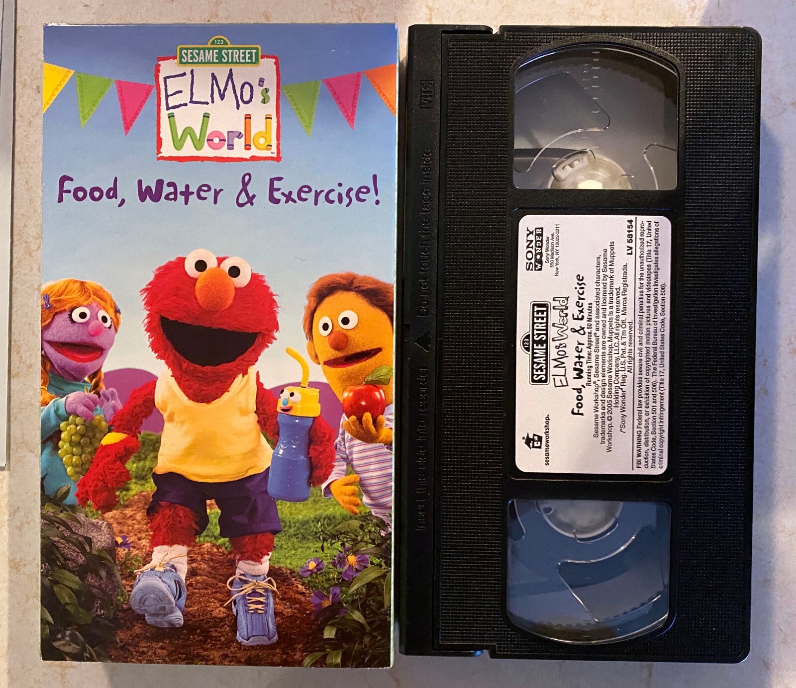 VHS: Sesame Street/Elmo's World: Food, Water & Exercise 74645815435 | eBay